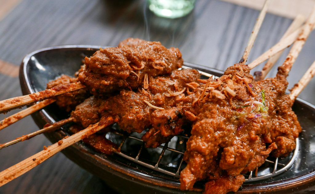 Sate Rembiga - Luxina.ID