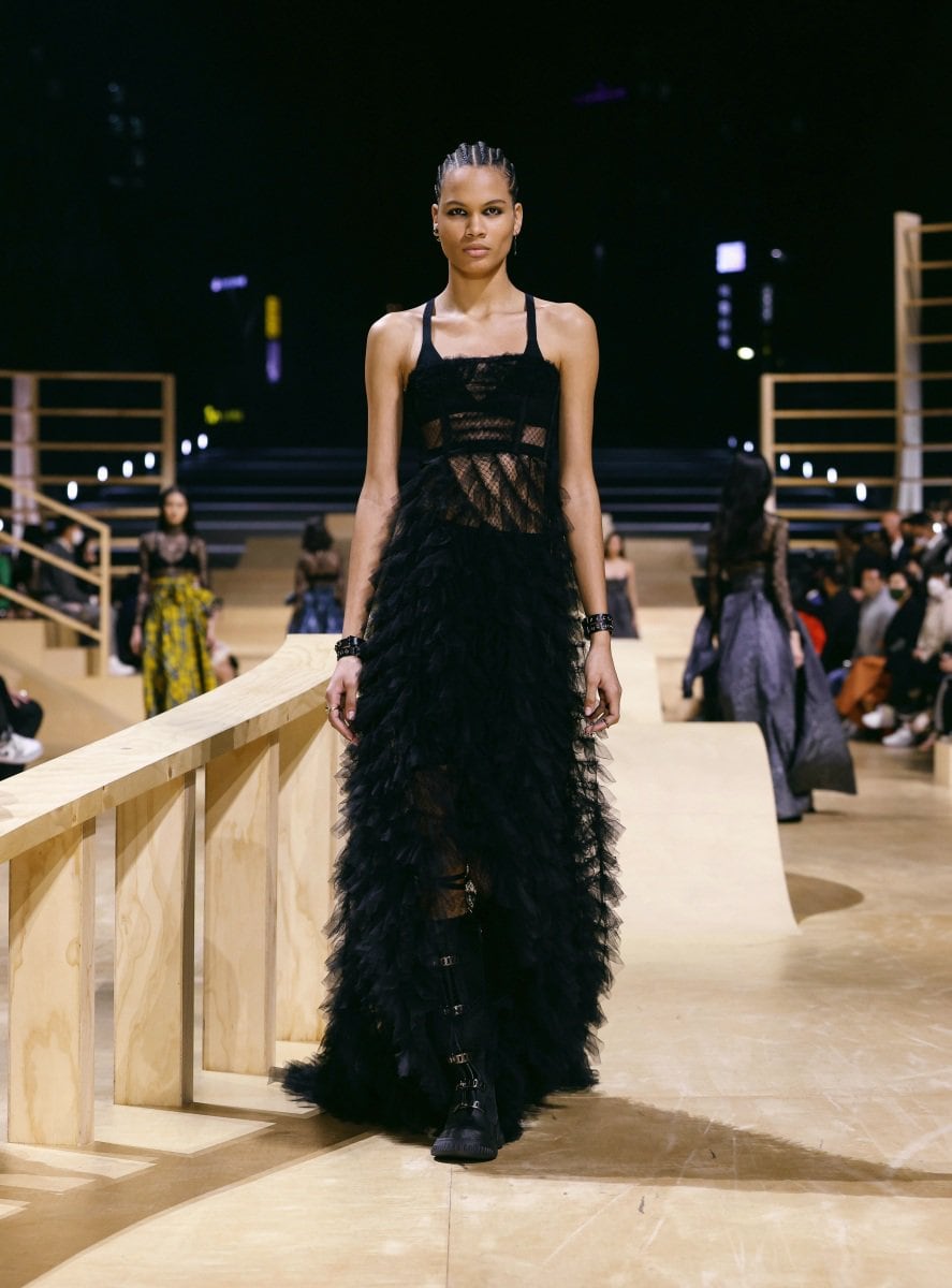 DIOR FALL 2022 SHOW LOOK 84 - Luxina.ID