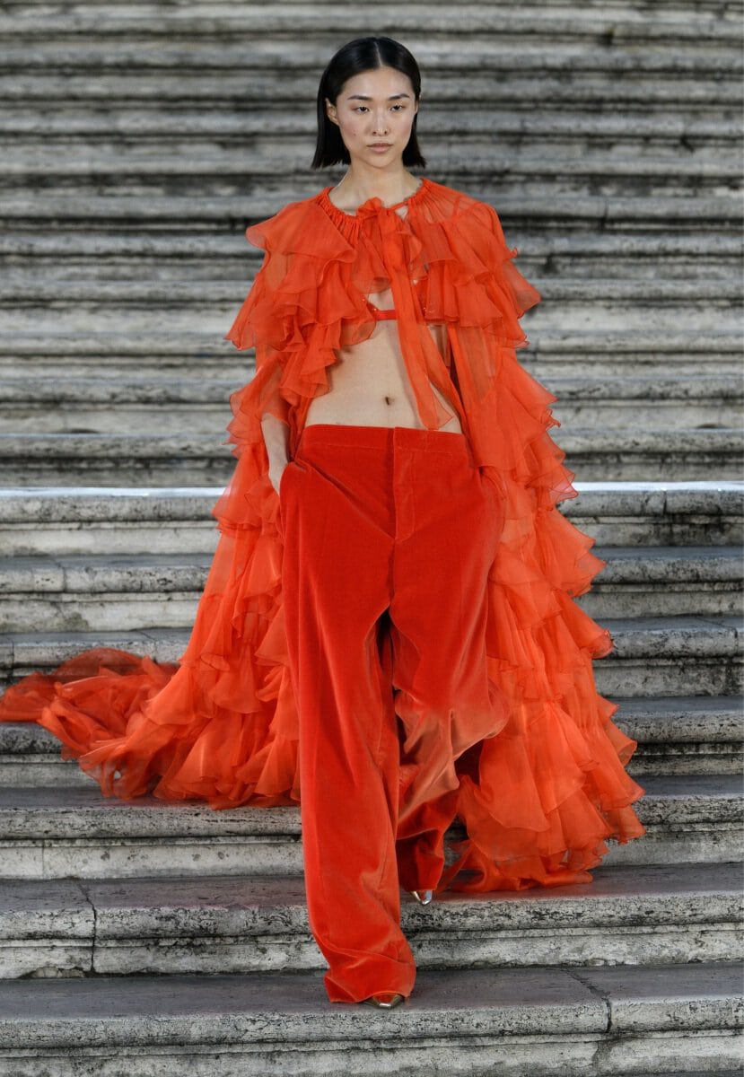 046_VALENTINO_THE_BEGINNING_HC_FW2223_ - Luxina.ID