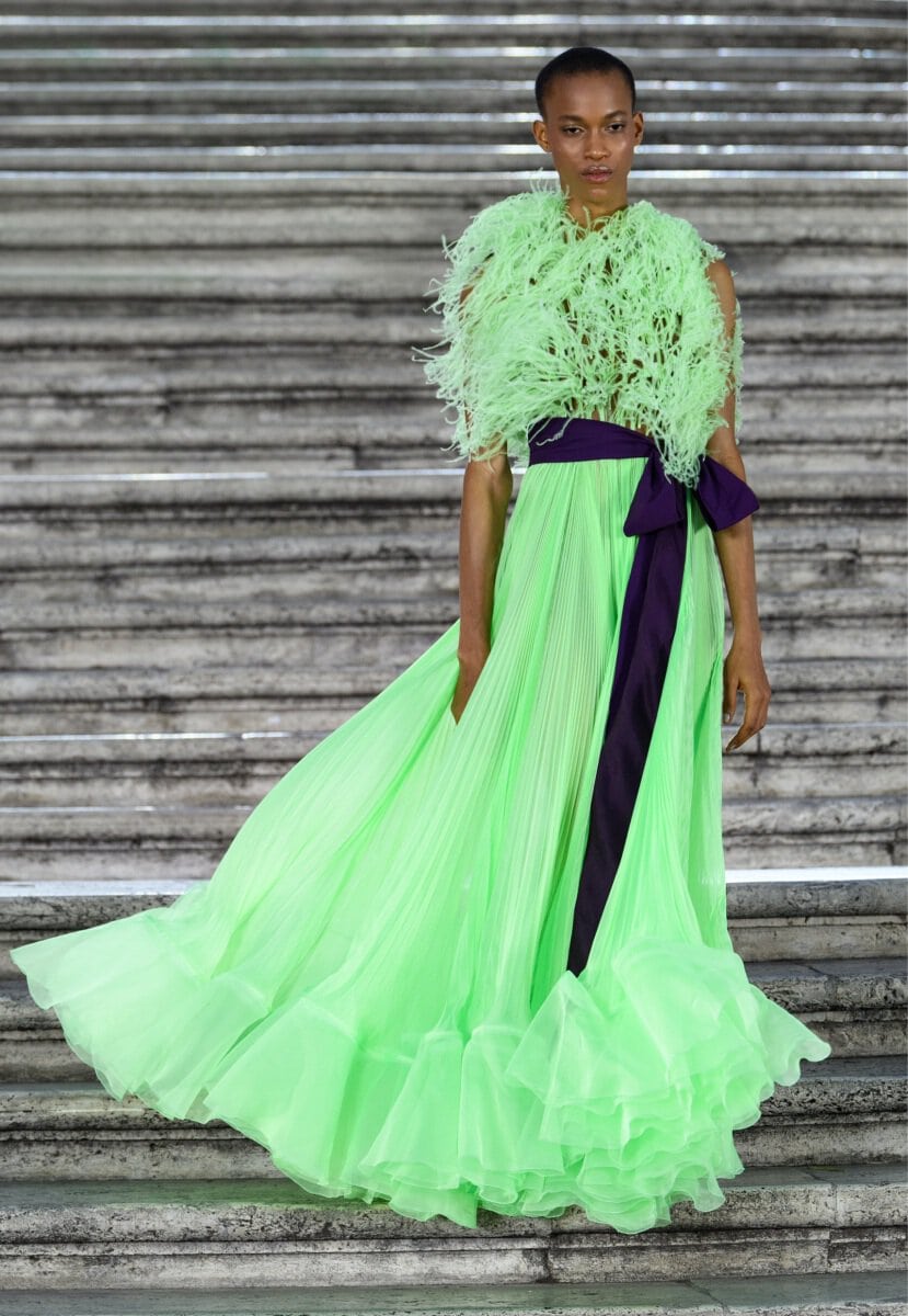 080_VALENTINO_THE_BEGINNING_HC_FW2223_ - Luxina.ID