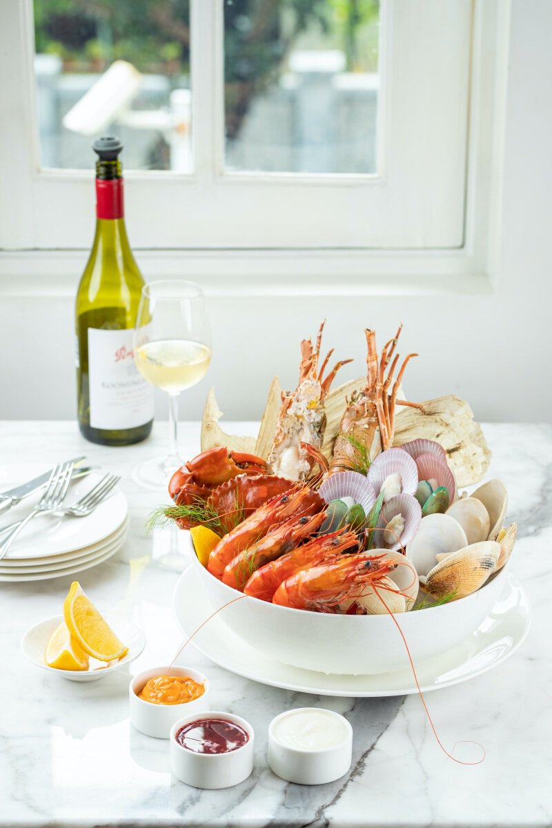 1928 Sunday Brunch Seafood - Luxina.ID