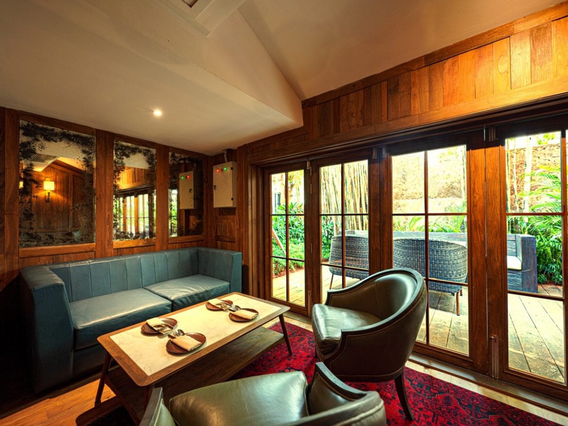 Semi-private main dining - Luxina.ID