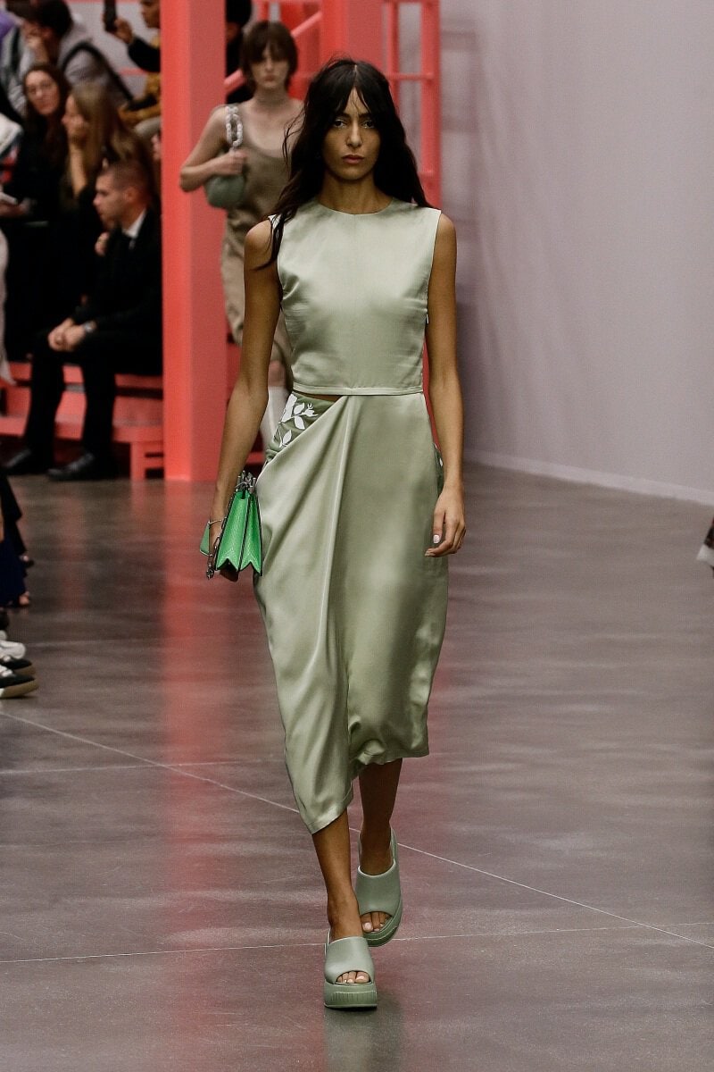 08_FENDI_SS_2023 - Luxina.ID