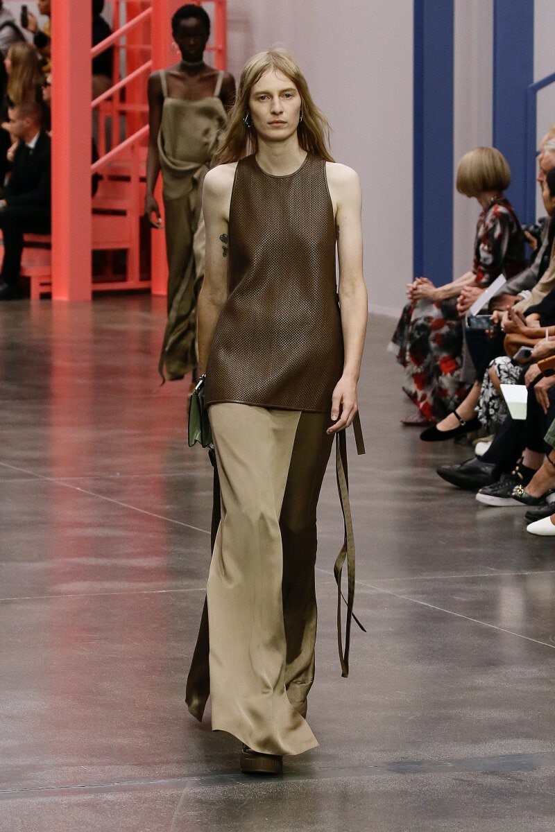 23_FENDI_SS_2023 - Luxina.ID