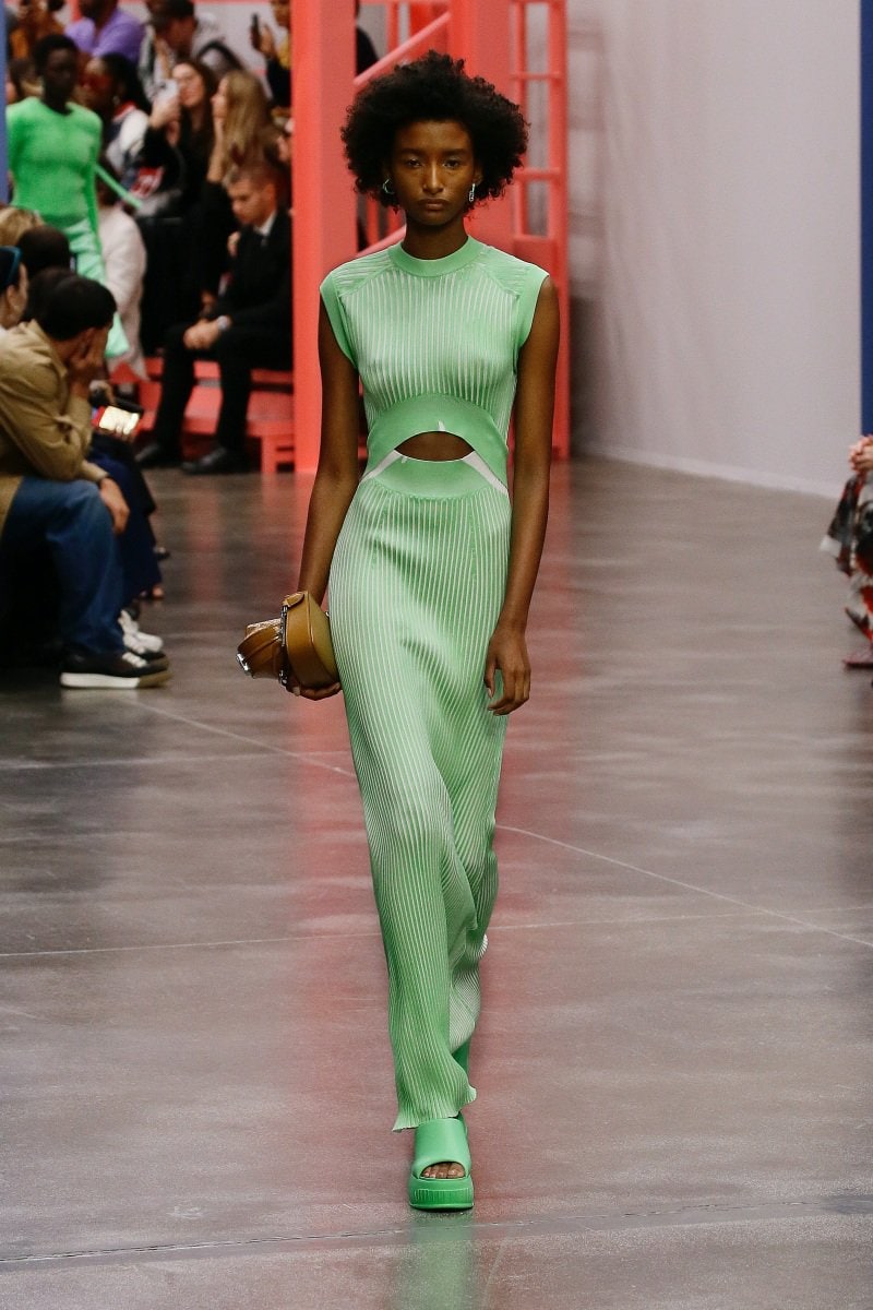 26_FENDI_SS_2023 - Luxina.ID