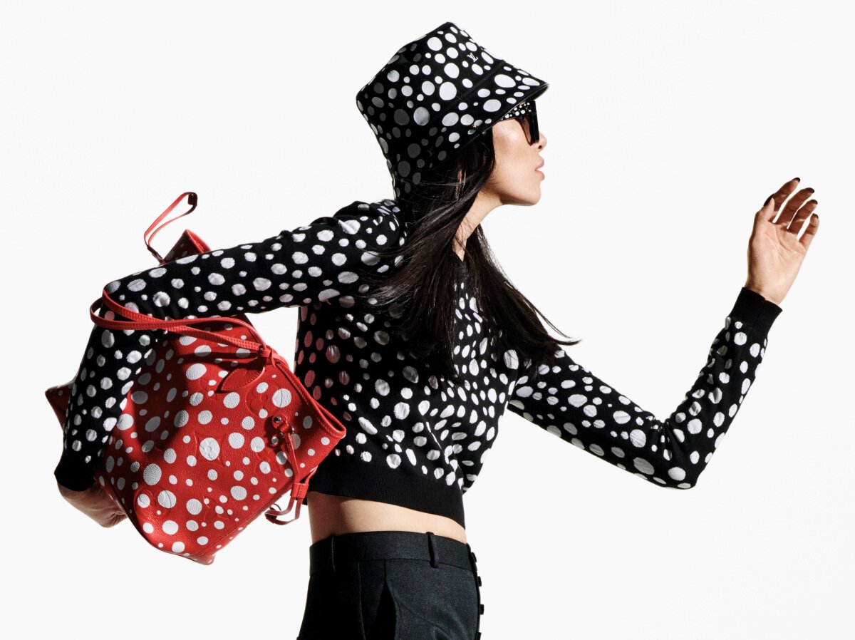 Dot-Dot Seniman Jepang Yayoi Kusama Bertabur Riang Di Serangkaian ...