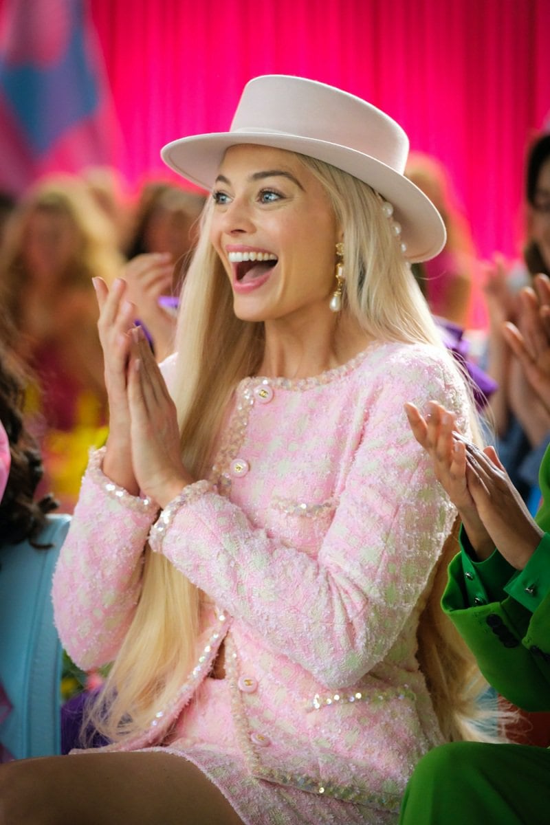 Outfit Margot Robbie Si Chanel House Ambassador Di Film Barbie - Dari ...