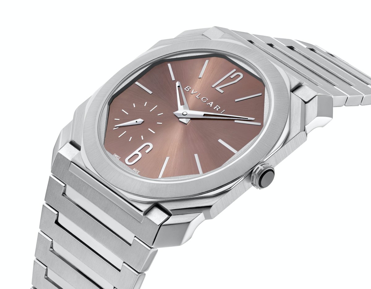 Bulgari-2024_Octo-Finissimo-Tuscan-Copper_103856_Packshot_02 - Luxina.ID