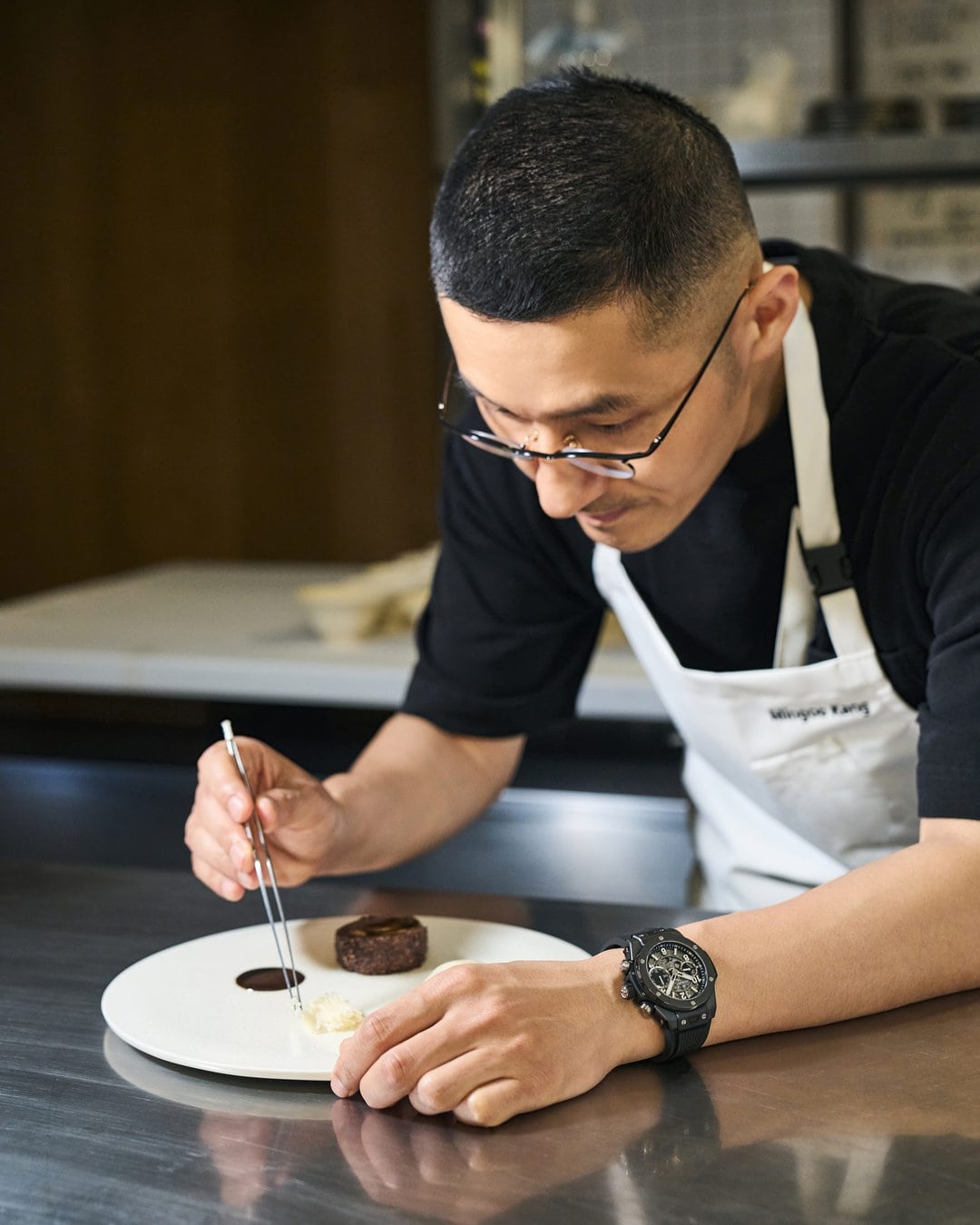 Hublot-Friend-of-the-Brand-Chef-Mingoo-Kang-3-1 - Luxina.ID