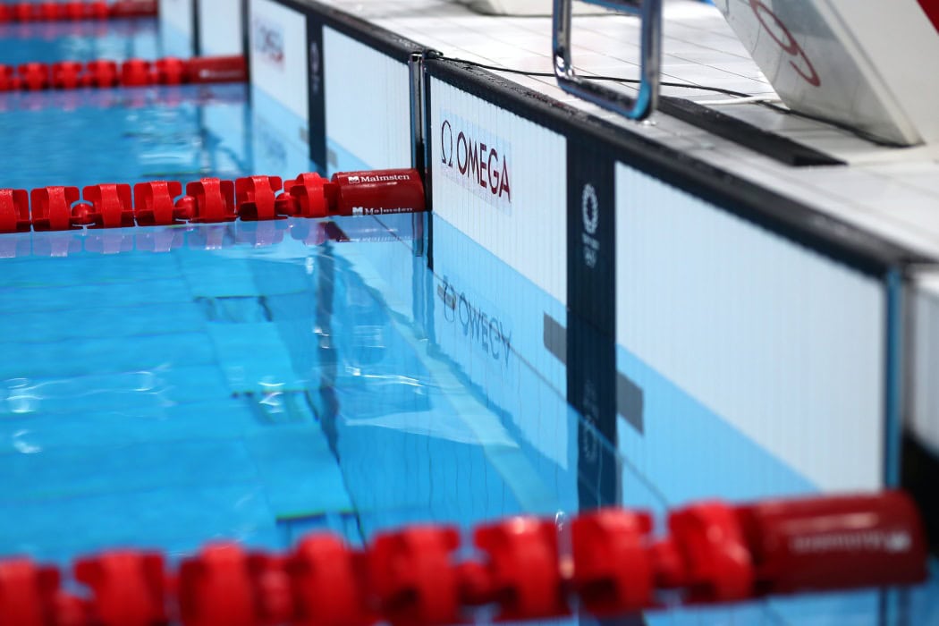 2207 Omega - IOC Top - Swimming - Luxina.ID