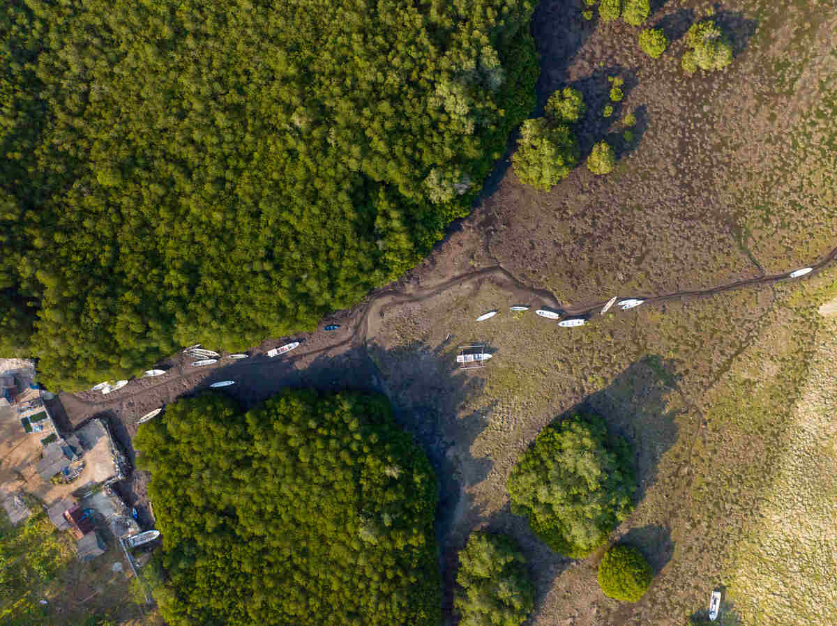 Bagian-timur-laut-dari-pulau-Nusa-Lembongan-salah-satu-dari-tiga-pulau ...