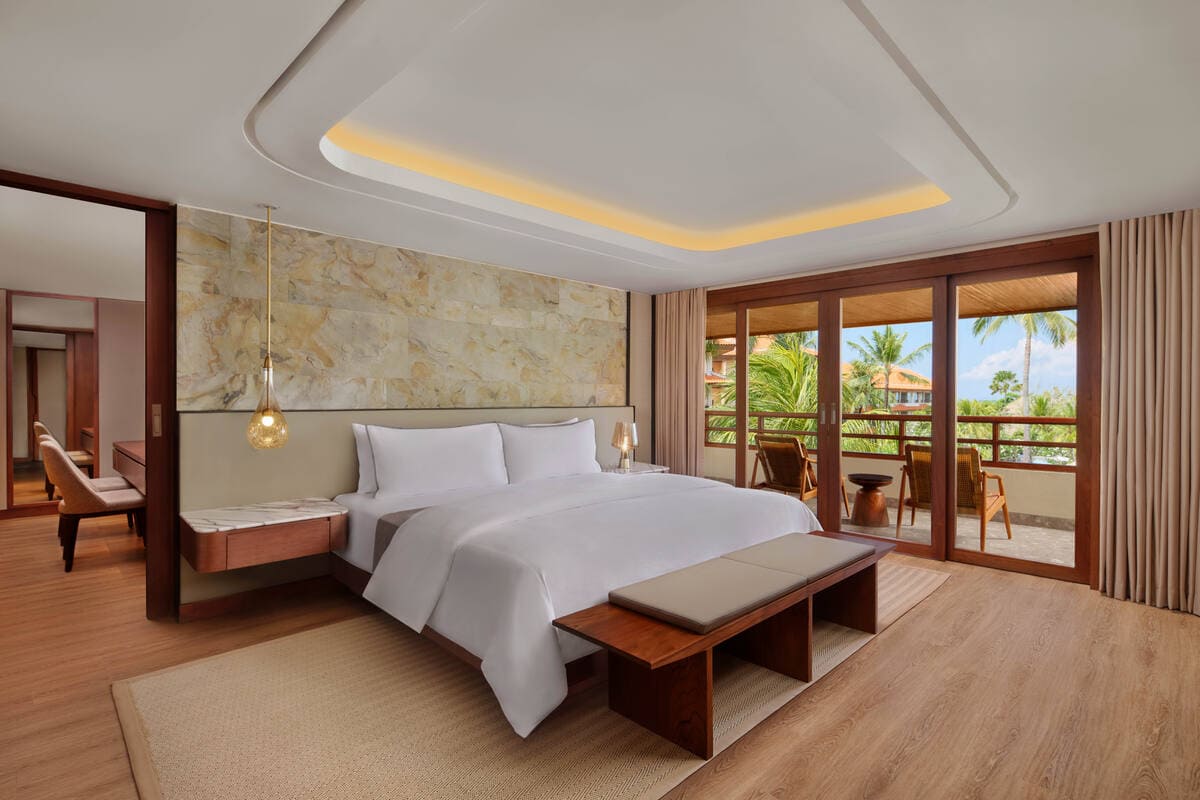 The-Westin-Resort-Nusa-Dua-Bali-Owners-Penthouse-Master-Bedroom - Luxina.ID
