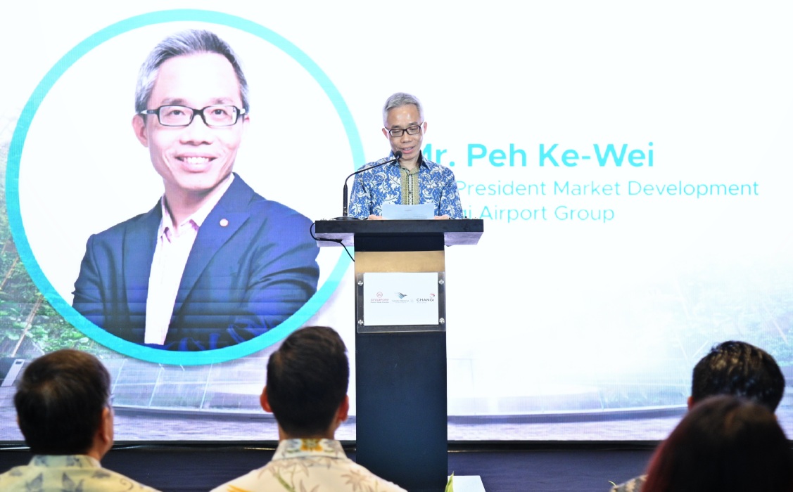 Peh Ke-Wei , VP Market Development Changi Airport Group at the Signing ...
