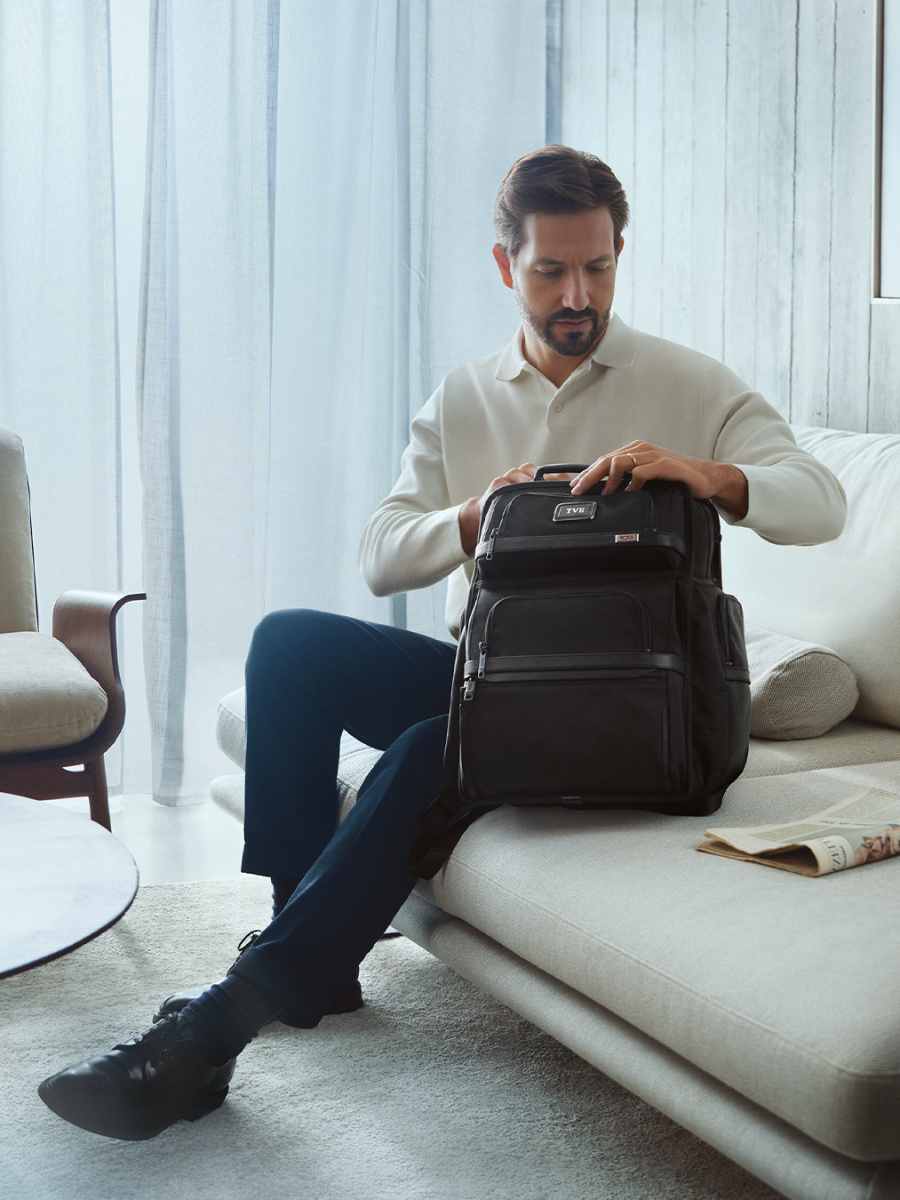 batch_TUMI 50th Anniversary Campaing_TUMI Alpha TUMI Brief Pack® in Black(1) - Luxina.ID